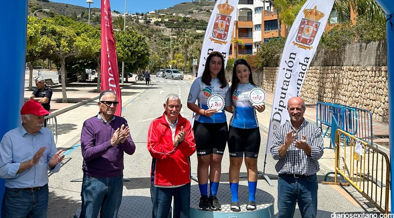 Las ciclistas de Almuñécar Aixa Arnedo Alaminos y María Álvarez ...